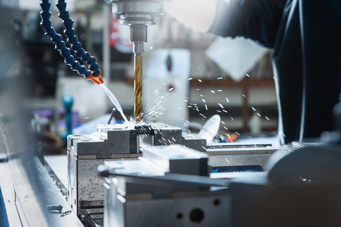 About us | Genkinger - Industrial trucks special construction | Genkinger