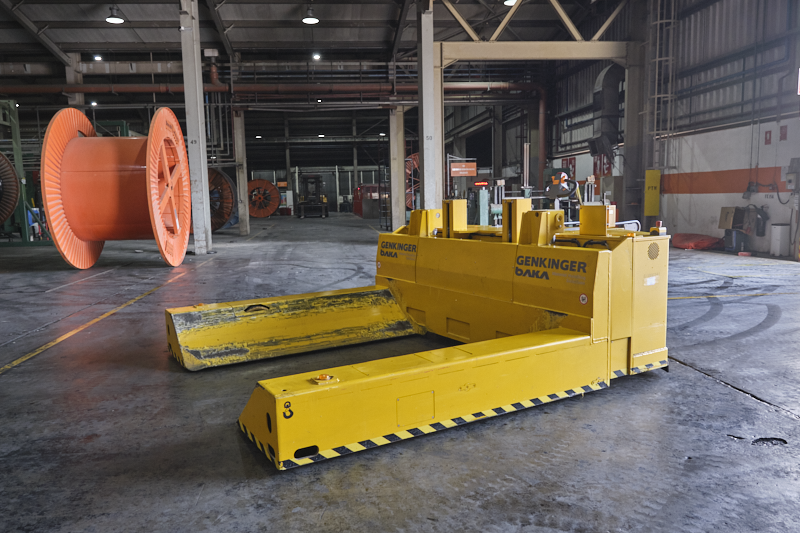 Low lift truck | Genkinger