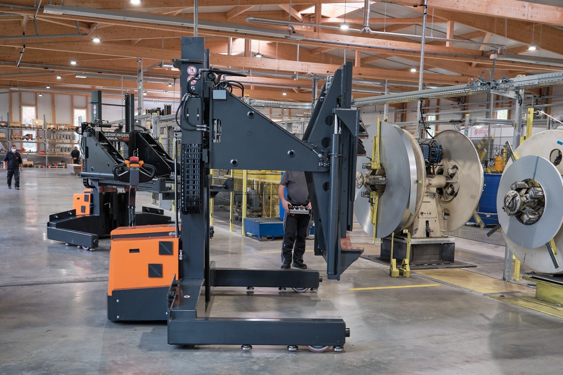 High lift truck | Genkinger