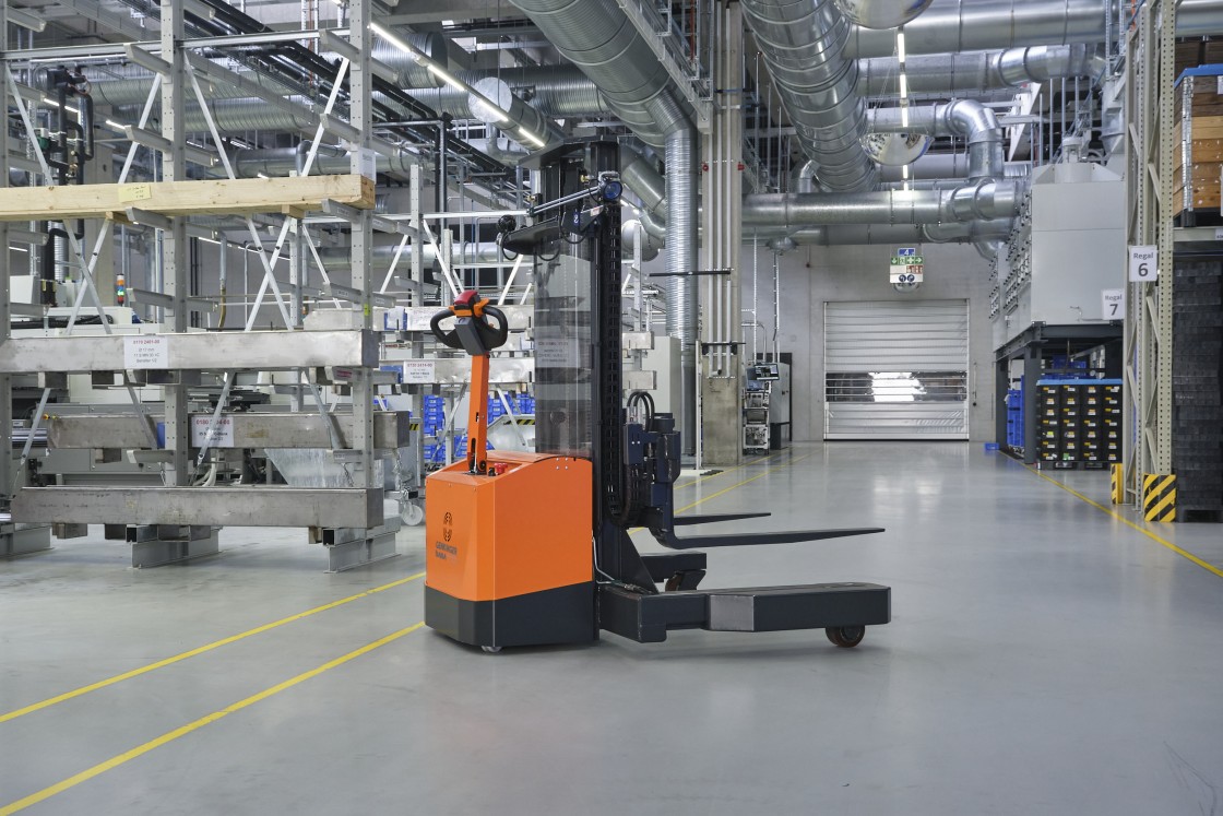 Four-way and multi-way forklift | Genkinger