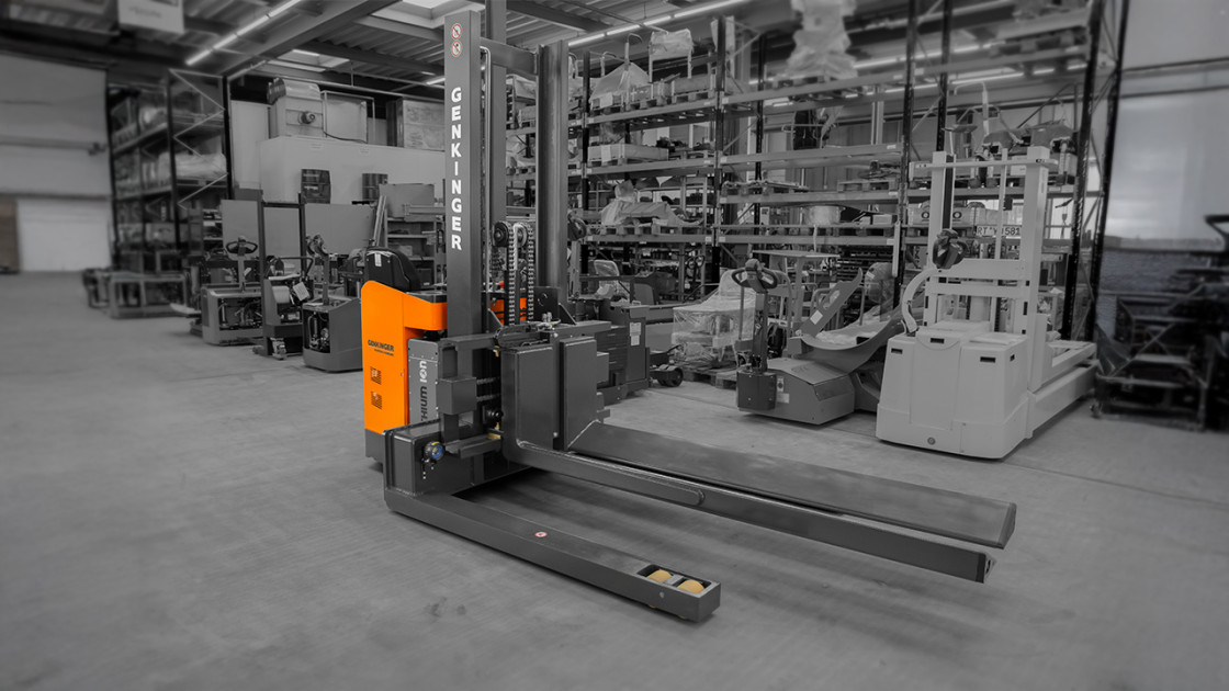 Compact solution for transporting paper rolls | Genkinger